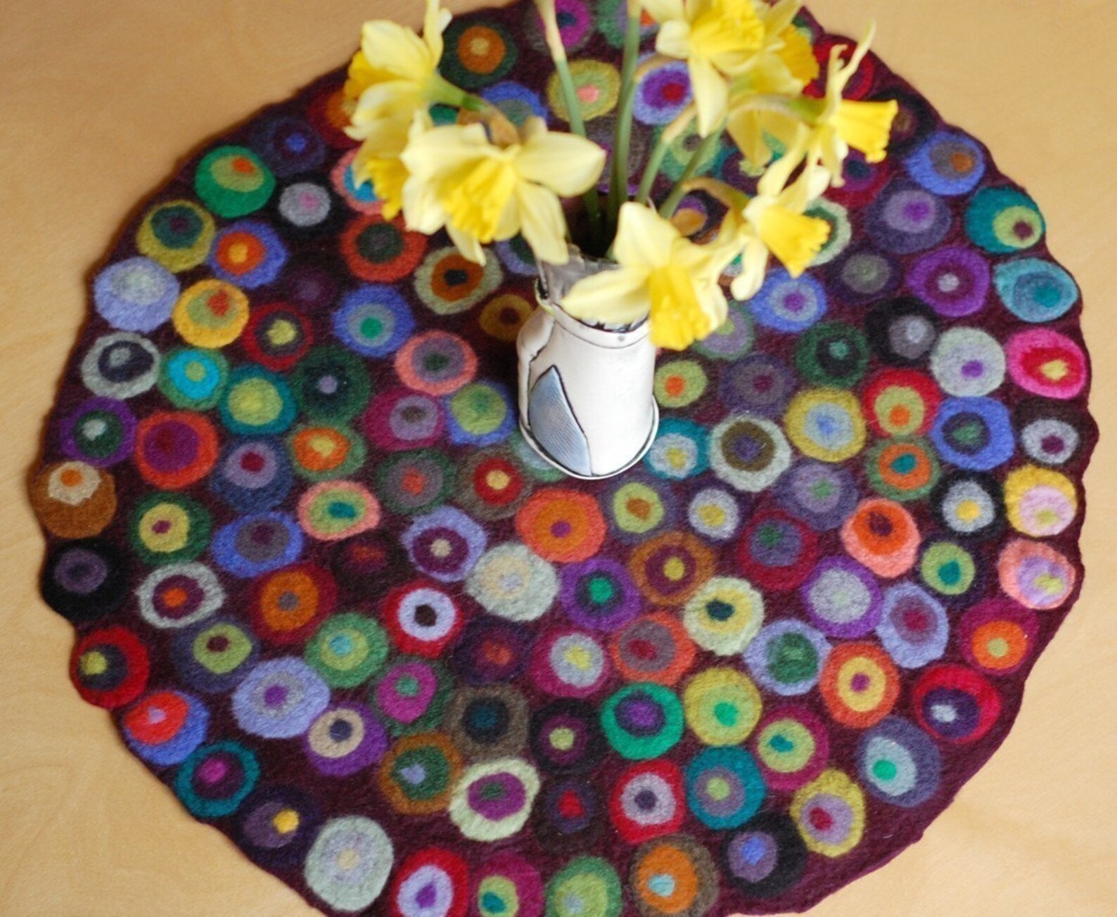 So Many Dots MEDIUM Table Runner - Etsy