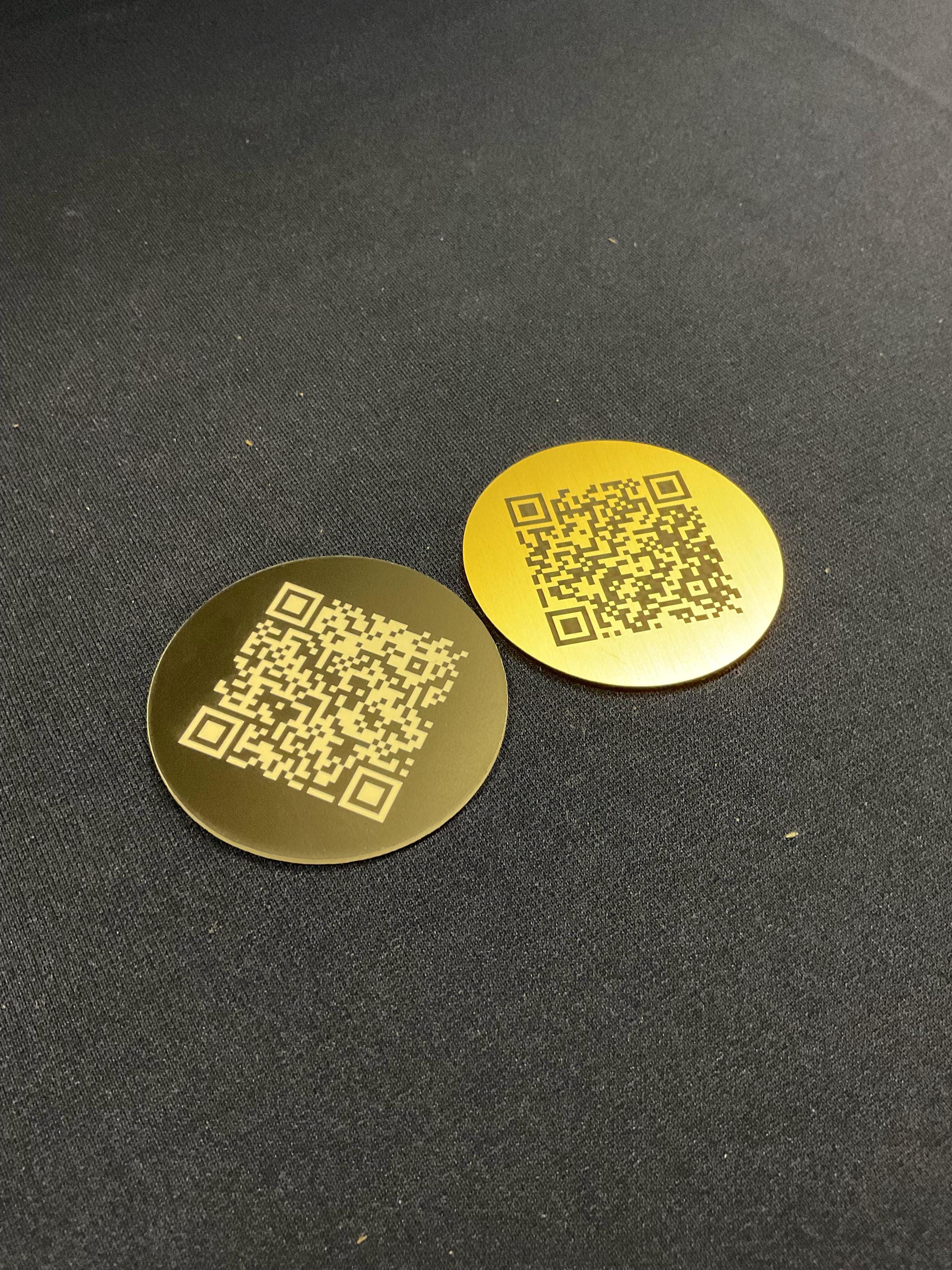 Personalized Acrylic QR Code Disc - Custom Table Tags, Locker Tags ...