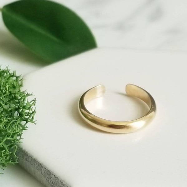 Gold Toe Ring 14k - Etsy