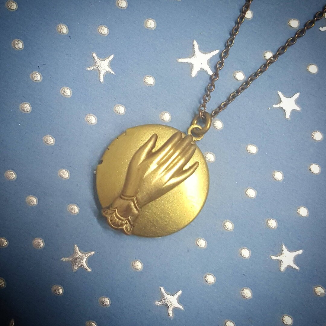 The Hand Locket - Etsy