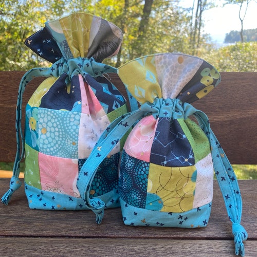 Patchwork Drawstring Bag PATTERN Mini Charm and Scrap - Etsy