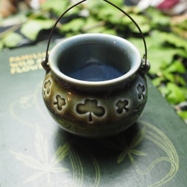Mini Cauldron - Etsy