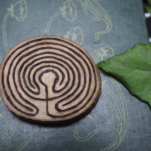 Rowan Wood Seven-walled Labyrinth Amulet, Goddess, Transformation Wicca ...