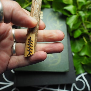 English Elder Wood Wand Dark Goddess Crone Magic Pagan - Etsy