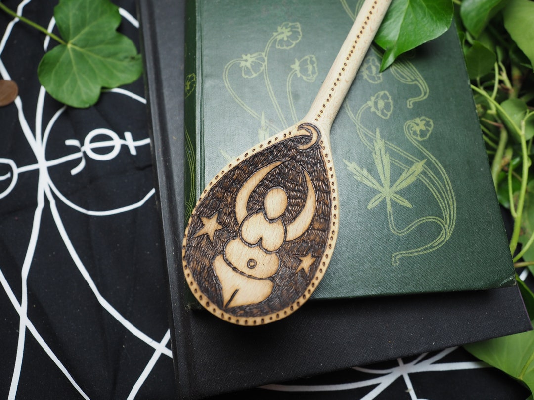 Earth Mother Goddess Spoon Kitchen Magic strength & Courage Wicca ...
