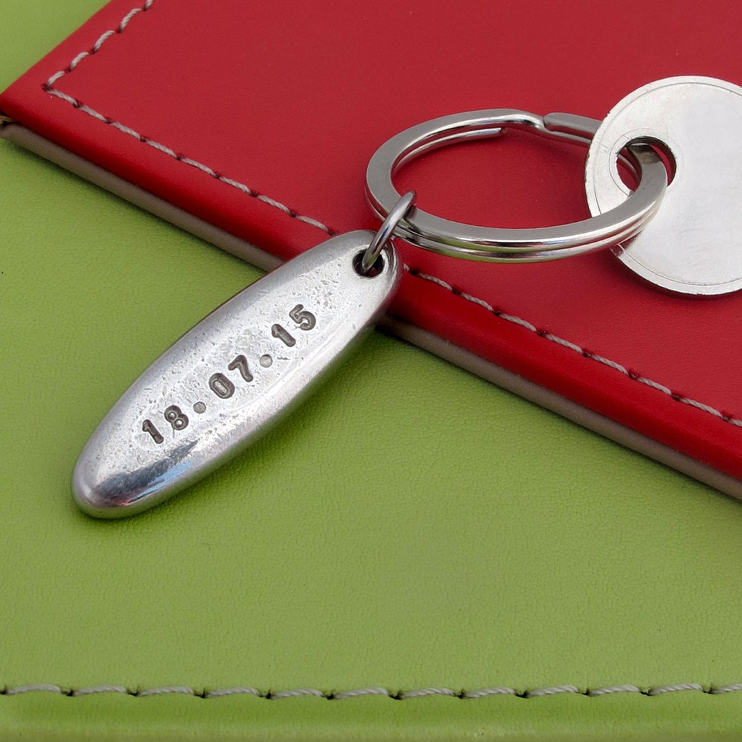 Hand Stamped Date Keyring - Personalised Pebble Keyring - Moving Home ...