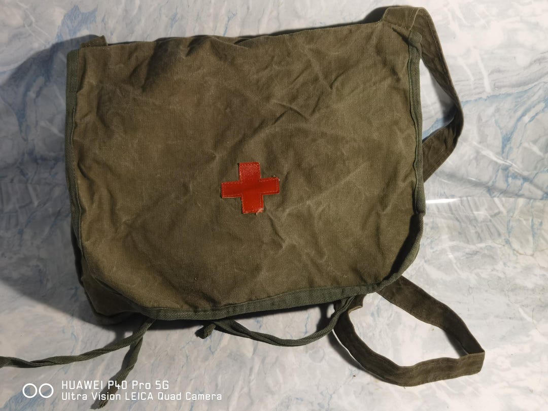 Vintage Military Canvas First Aid Medicine Bag Army Medicine Bag Red ...