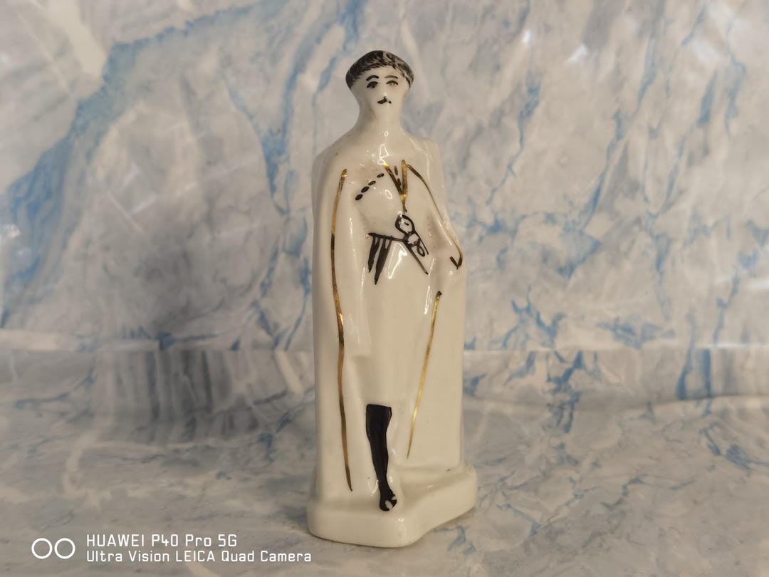 Vintage Soviet Georgia Yerevan Porcelain Factory EFZ Porcelain Figure ...