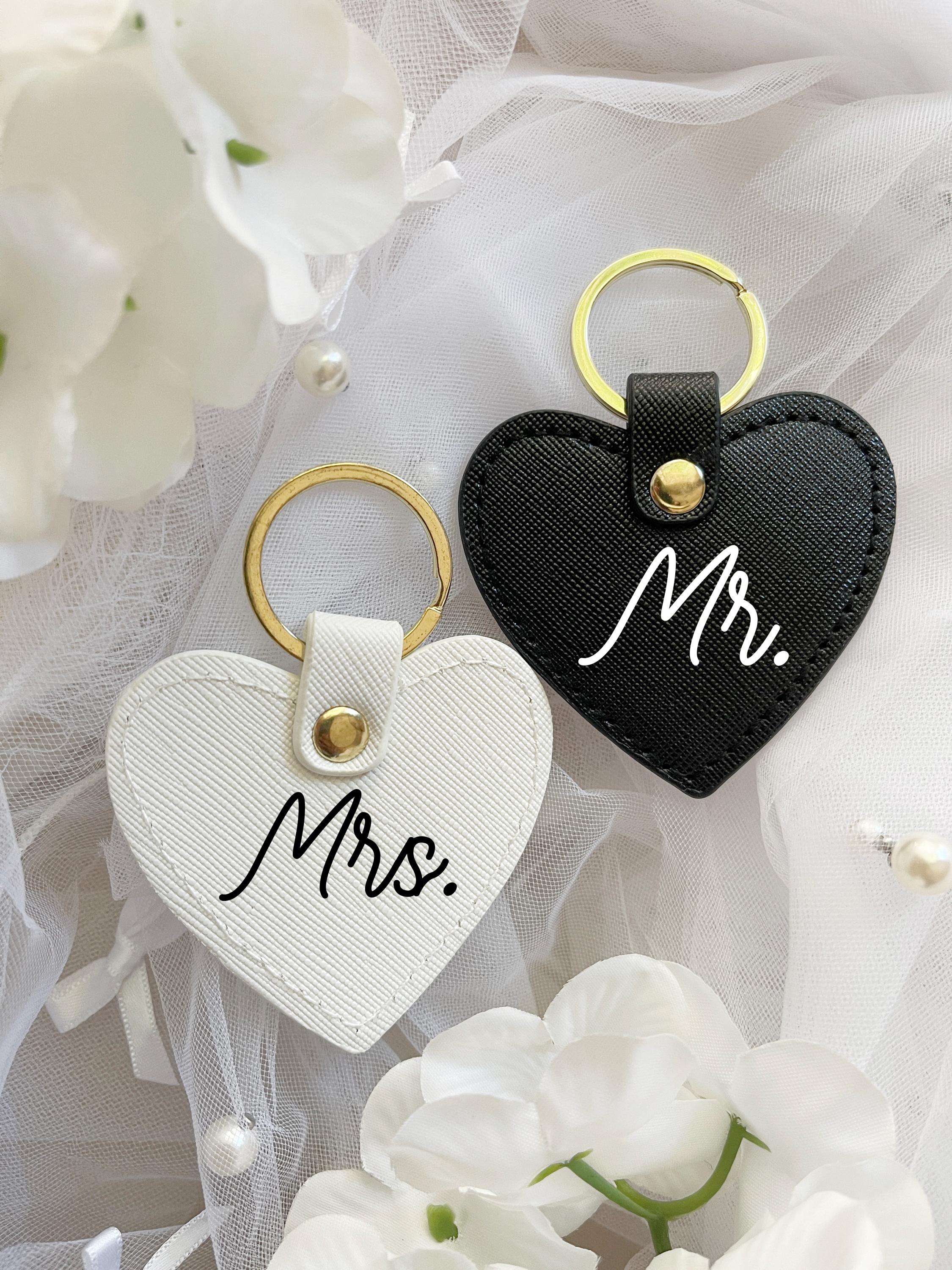 Personalized Mr and Mrs Keychain Gift Faux Leather Keychain Wedding ...