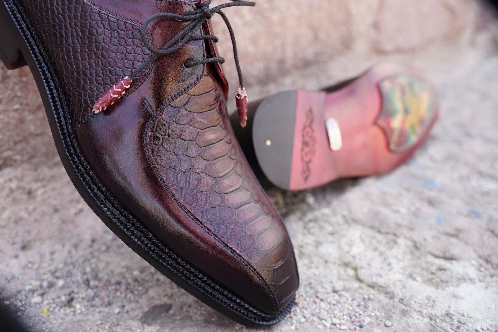 Oxblood Burgundy Exotic Scale Texture Mens Dress Shoes Elegant Lace-up ...