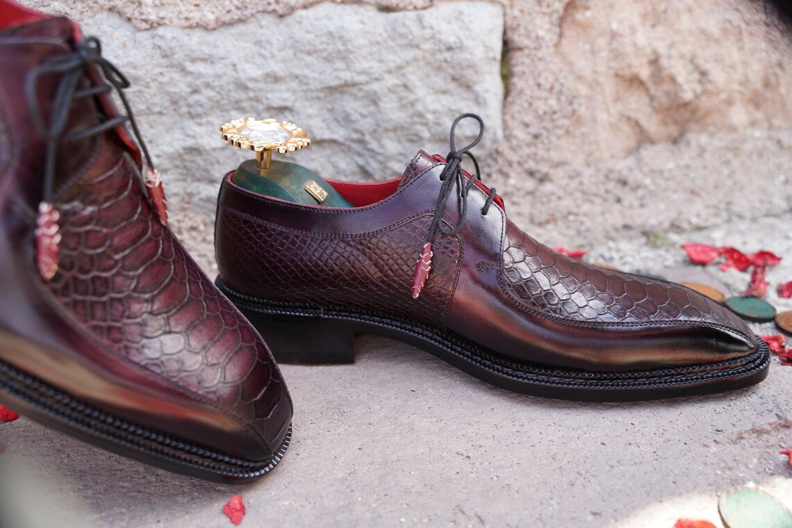 Oxblood Burgundy Exotic Scale Texture Mens Dress Shoes Elegant Lace-up ...