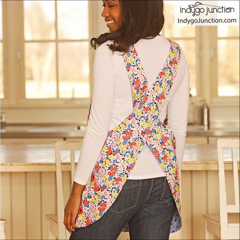 Indygo Junction CROSSBACK REVERSIBLE APRON Sewing Pattern | Etsy
