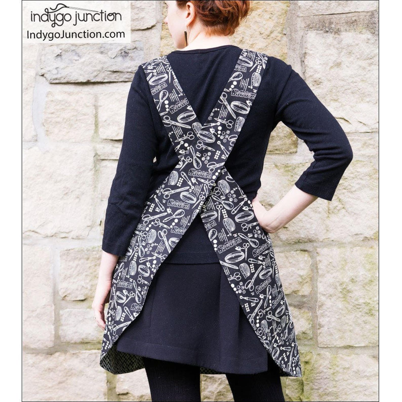 Indygo Junction CROSSBACK REVERSIBLE APRON Sewing Pattern | Etsy