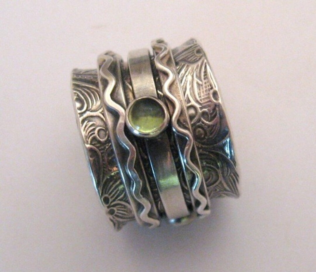 MADE TO ORDER - Harmony Wave Twiddle Spinner Ring With Gem Stones - Etsy