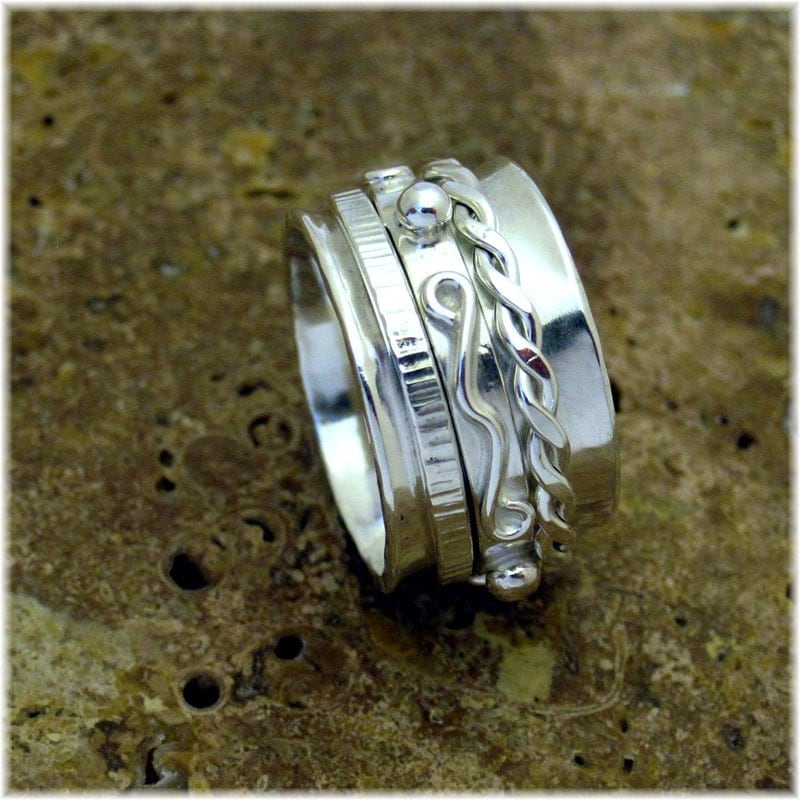 MADE TO ORDER Twiddle Sterling Silver Spinner Ring - Etsy