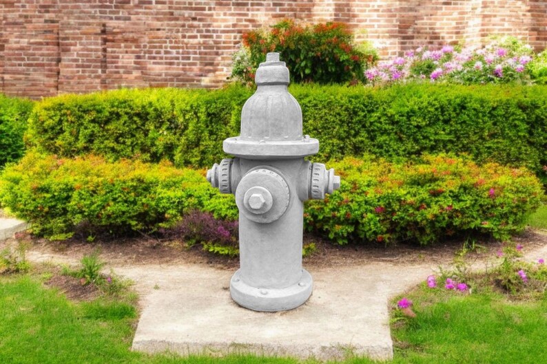 Realistic Fire Hydrant Statue 18" Beton Backyard Decoration, Lawn ...