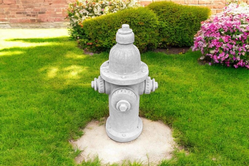 Realistic Fire Hydrant Statue 18" Beton Backyard Decoration, Lawn ...