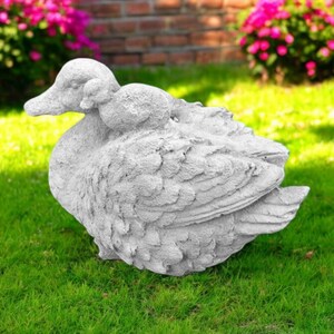 Stone Duck With Duckling Figure 6" Duckling Garden Figurine, Concrete ...