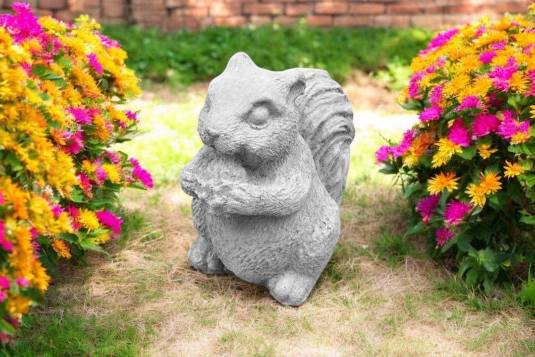 Outdoor Squirrel Statue 5" Garden Animal Sculpture, Concrete Squirrel ...