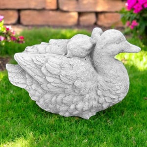 Stone Duck With Duckling Figure 6" Duckling Garden Figurine, Concrete ...