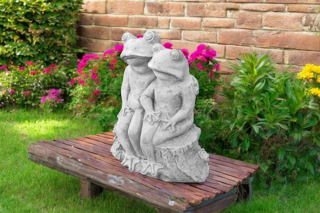 Two Garden Frogs 12" Concrete Frog Statue, Stone Frogs Sitting on Stump ...