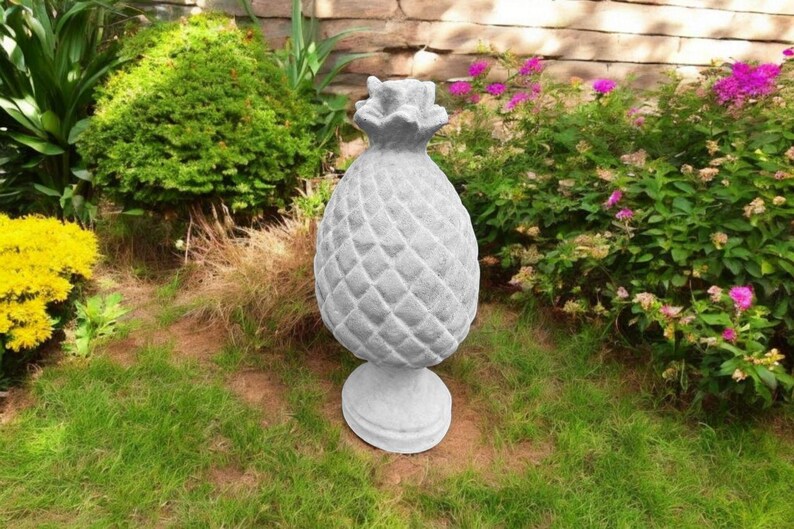 Massive Pineapple Sculpture 18" Yard Tropical Fruit Statue, Detailed ...
