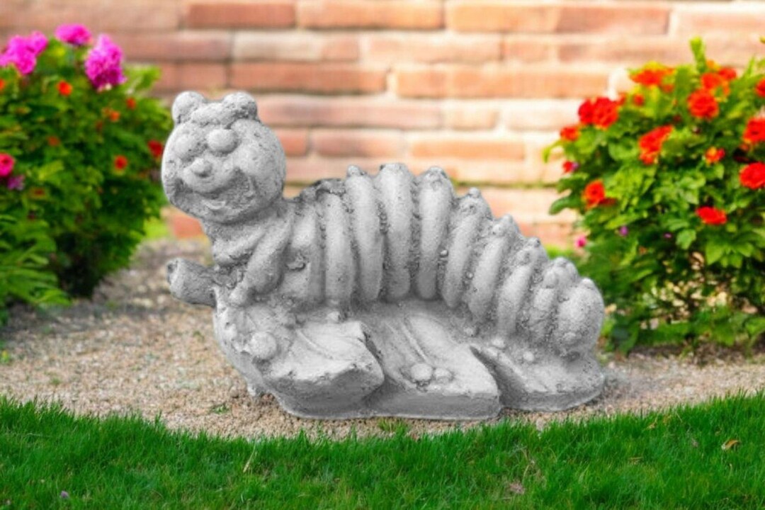 Detailed Worm Sculpture 4" Concrete Worm on Base Statue, Cement Animal ...