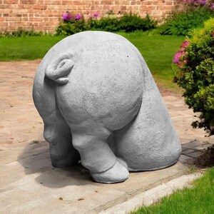 Digging Pig Sculpture 8" Garden Pig Statue, Outdoor Farm Animal Figure ...