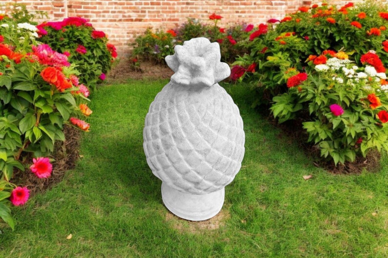 Massive Pineapple Sculpture 18" Yard Tropical Fruit Statue, Detailed ...