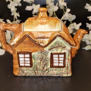 Vintage Cottage Ware Teapot Price Kensington England 845007 “ye Old ...