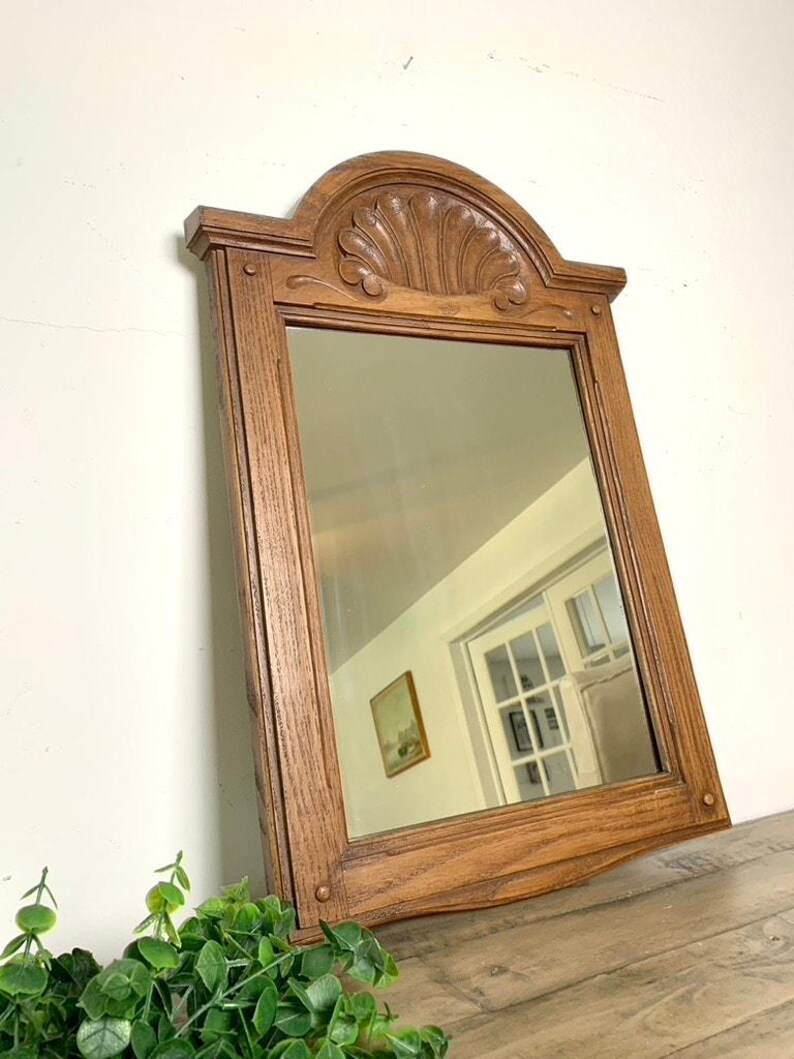 Vintage Syroco Wall Mirror With Shell Crest – 24.5” X 16.5” Coastal ...