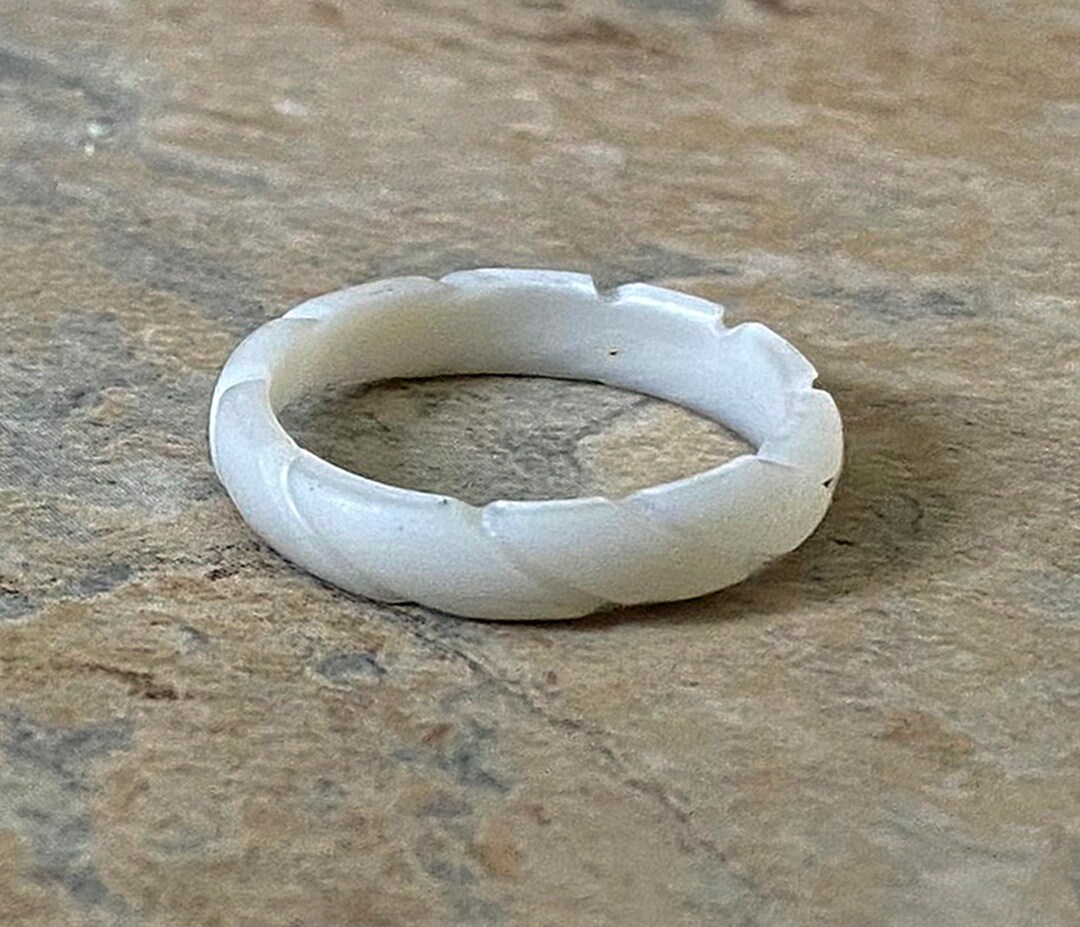 Vintage Carved Mother of Pearl Ring, White Carved Mother of Pearl Band ...