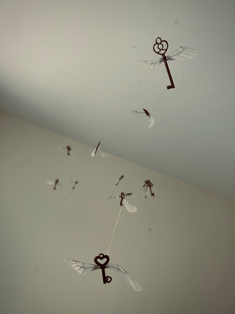 MAGICAL FLYING KEYS Magic Keys, Flying Keys, Harry Potter Flying Keys ...
