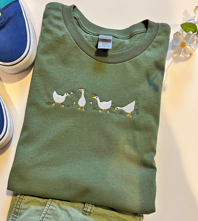 Silly Geese Embroidered Tee Geese Shirt Crewneck Aesthetic Tee Shirt ...