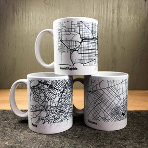 Personalized BLACK AND WHITE City Map Mug - Etsy