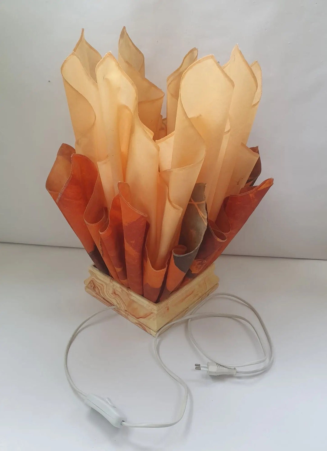 Jannalights 70s Flame Table Lamp - Etsy