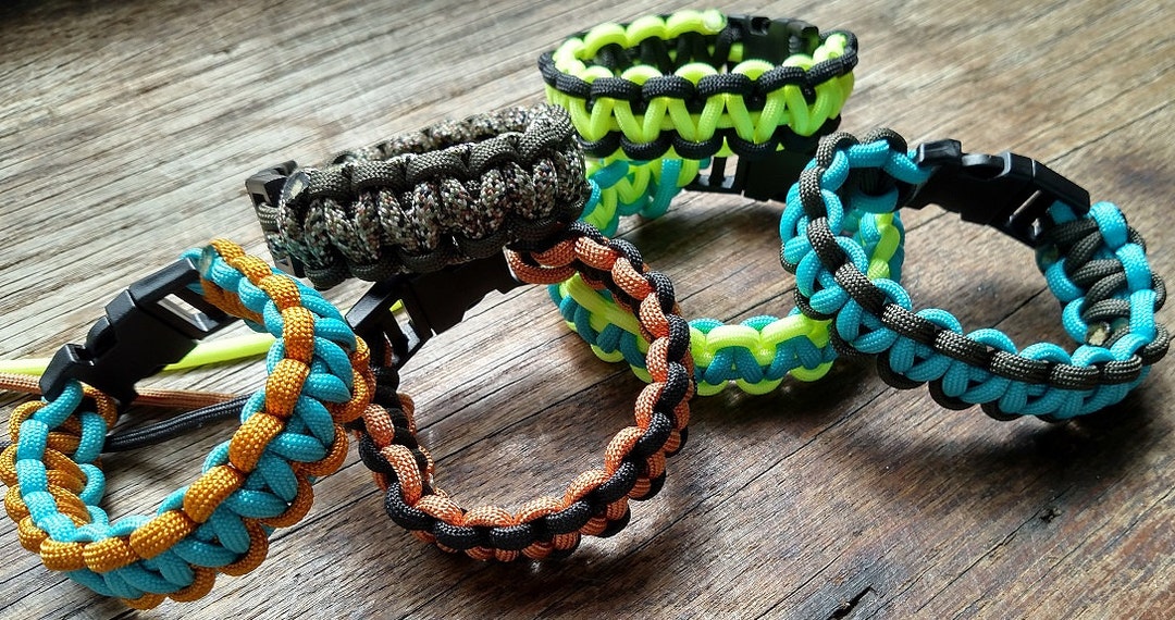 Paracord Bracelet With Parachute Cord Clips Custom: You - Etsy