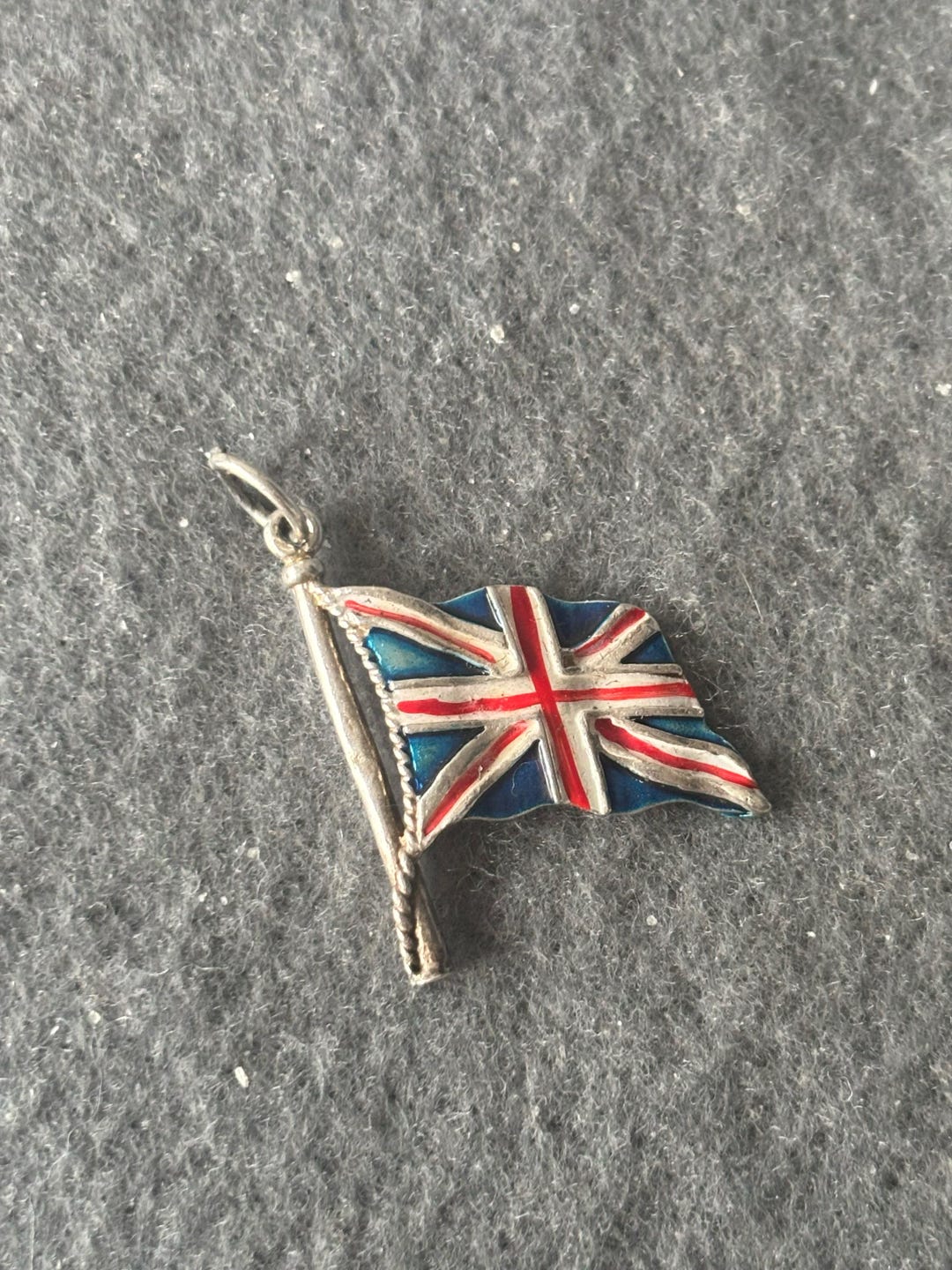 Superb Detail Vintage Sterling Silver 925 Charm Pendant. Enamelled GB Great Britain Flag Union ...
