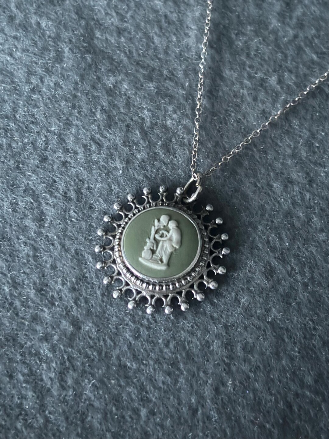 Vintage Wedgwood Green Jasperware Starburst Pendant and Necklace ...