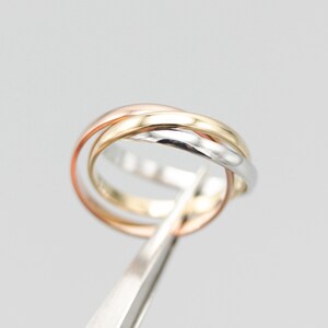Modern Trinity Ring in White Gold, Yellow Gold, and Rose Gold - Etsy
