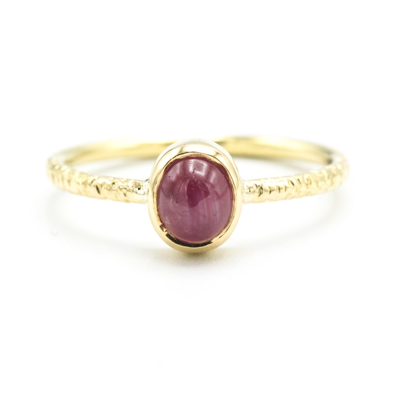 Natural Star Ruby Ring in Bezel Settings With 18k Gold Texture Band - Etsy