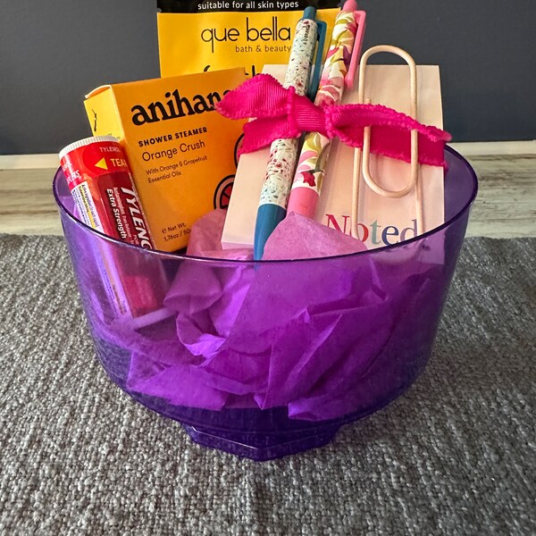 Teacher Gift Basket - 60+ Gift Ideas for 2024