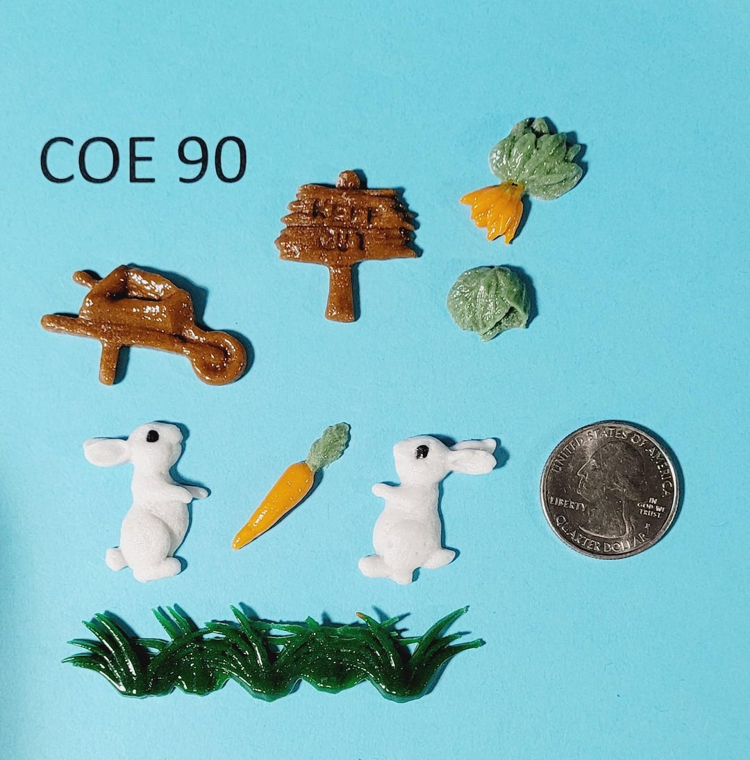 COE 90 Beatrix Potter Themed Peter Cottontail Items/8 Pieces / Freeze ...