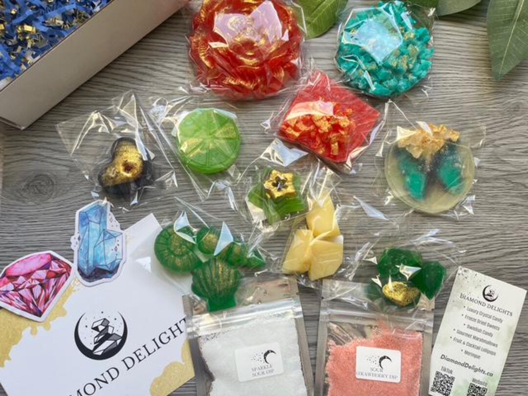 The diamond Crystal Candy Treasure Box Sour Dip Edible Gem Treasure Box ...