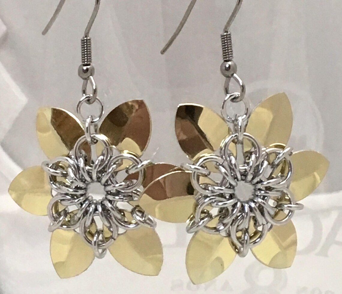 Tiny Scale Flower Chainmaille Tutorial - Etsy