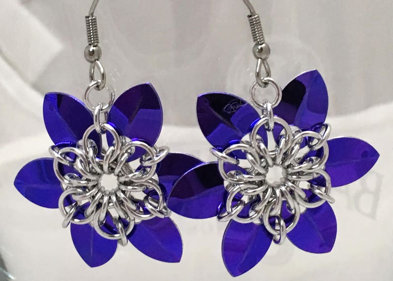 Tiny Scale Flower Chainmaille Tutorial - Etsy