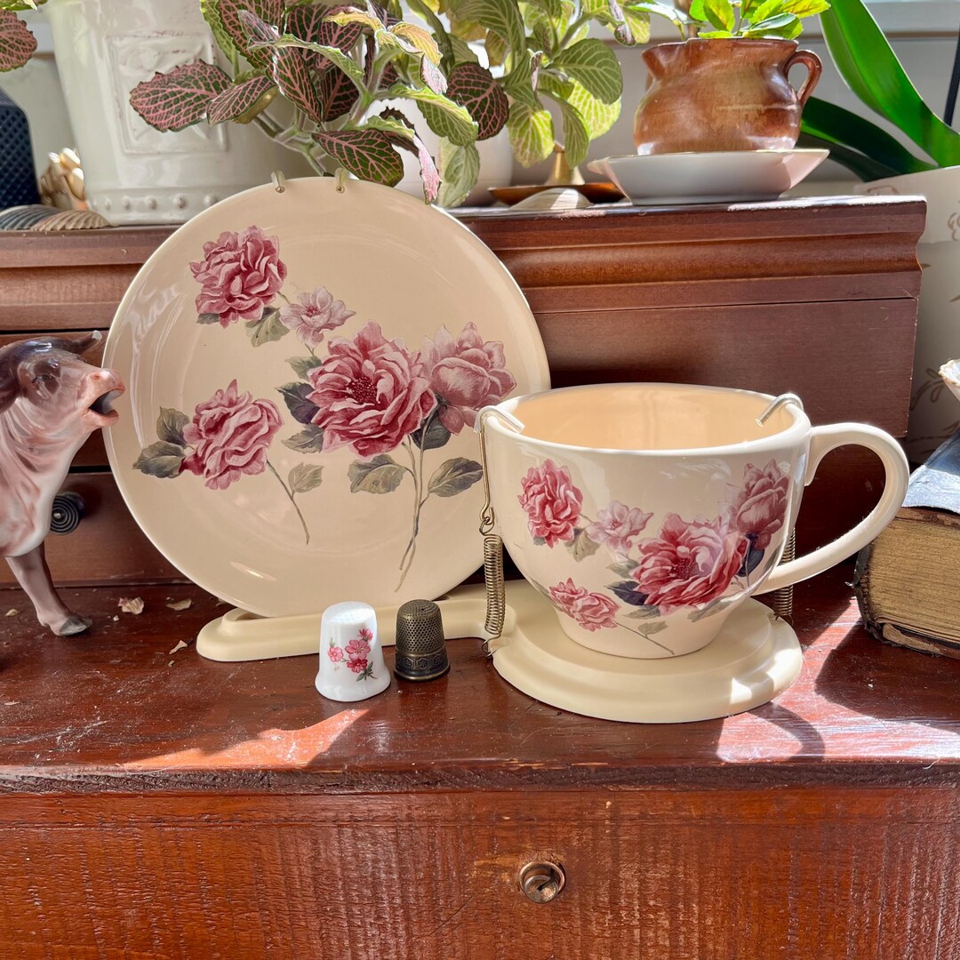 TELEFLORA Cup and Saucer With Display Stand • Antique White With Pink ...