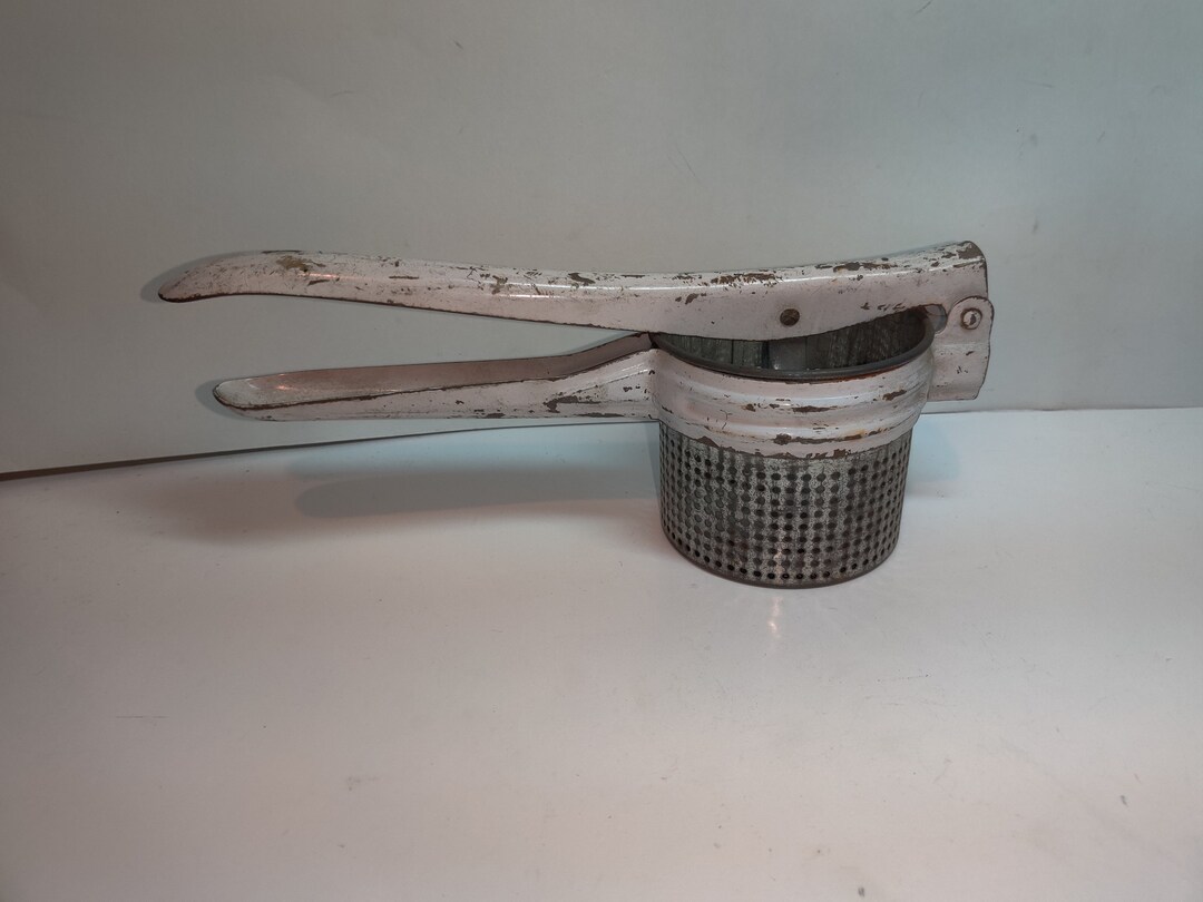 Vintage Metal Press Juice Strainer Hand Squeeze Cooking Utensil Free ...