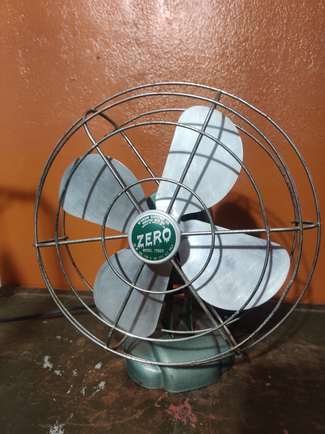 Vintage ZERO Desk Fan Works Rustic Industrial - Etsy