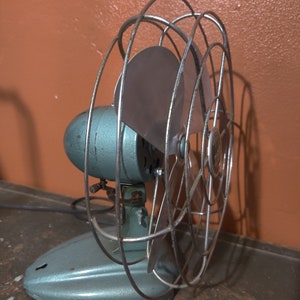 Vintage ZERO Desk Fan Works Rustic Industrial - Etsy